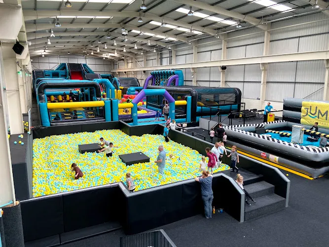 Jumpin Fun Inflatable Park Salisbury | Soft Play in Salisbury